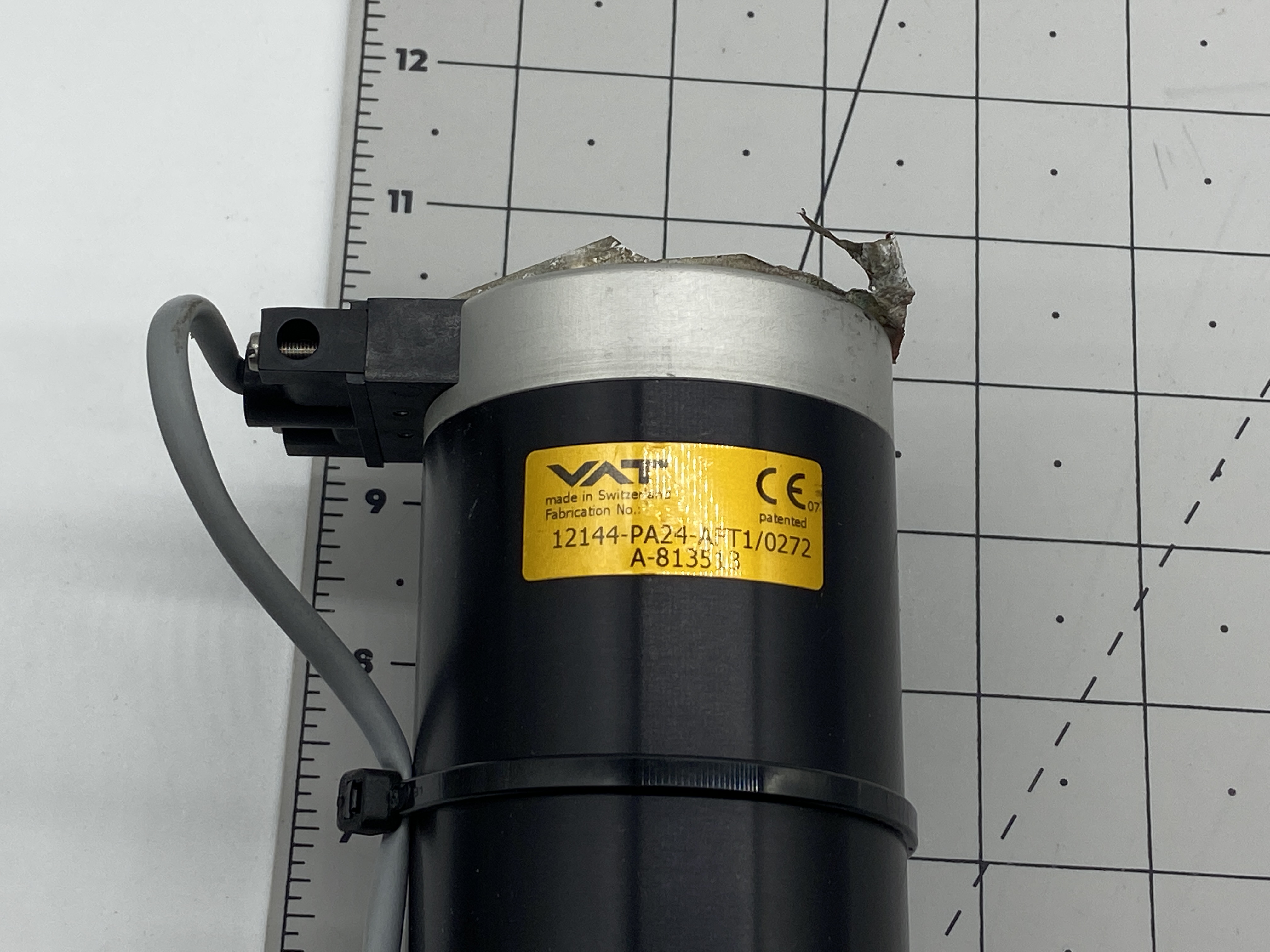 VAT 12144-pa24-aft1 Pneumatic Gate Valve Iso-160 Working for sale ...